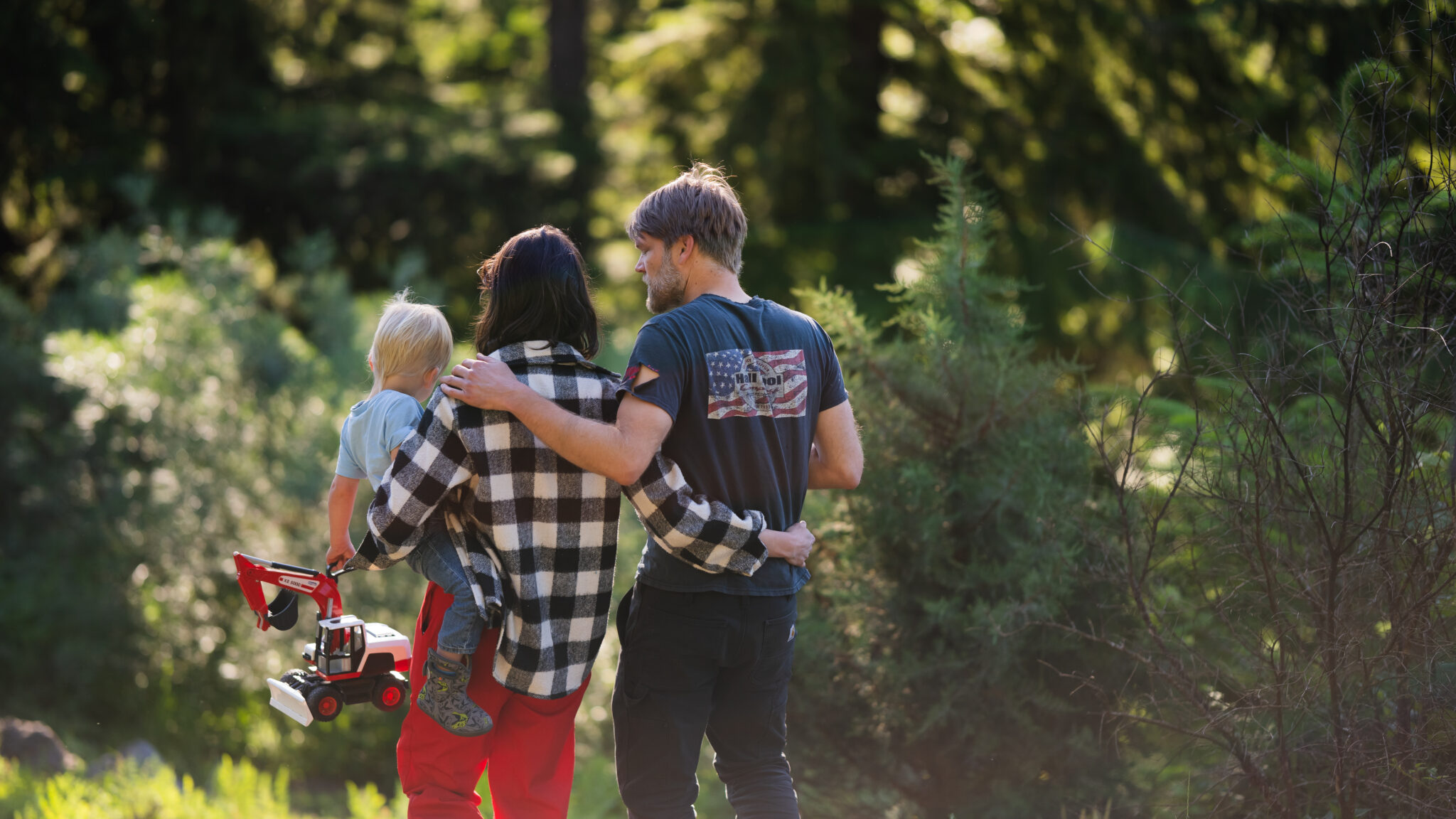 About Marie - Marie Gluesenkamp Perez for Congress